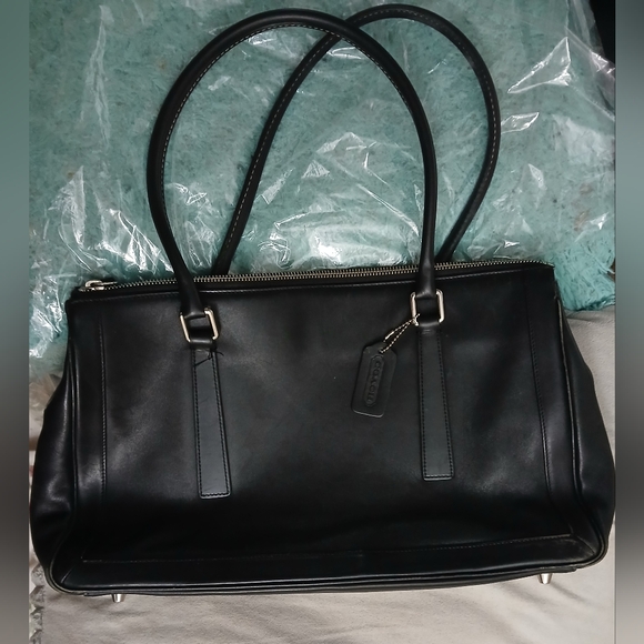 Coach | Bags | Coach Black Leather Handbag With Silver Details Vintage ...